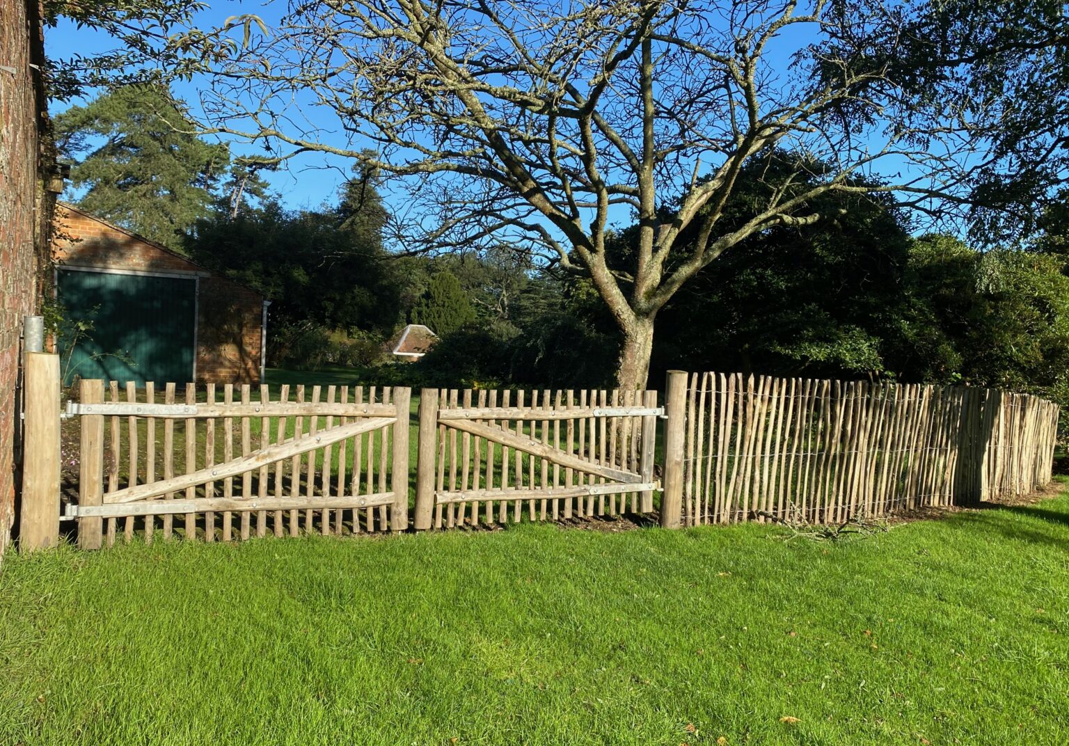 Gates - Torry Hill Chestnut Fencing